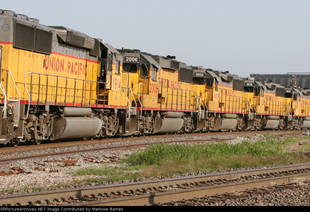 UP 1914 and fellow GP60's trundle southbound